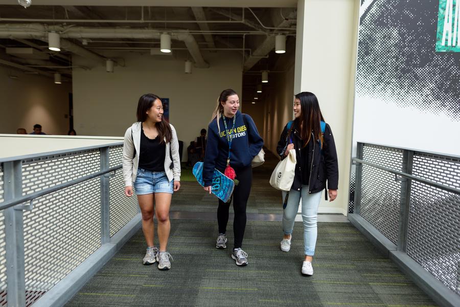 5 Small Steps to Make Friends on Campus | InterVarsity